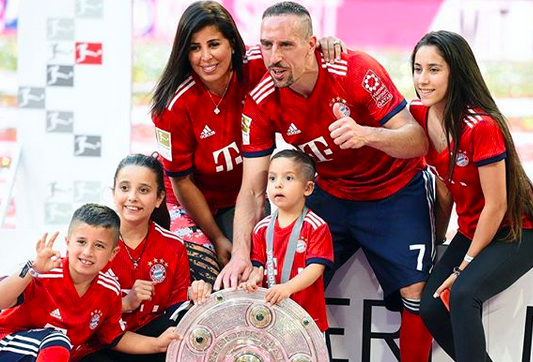 On connaît enfin le prénom du 5ème enfant de Ribéry | PARENTS.fr