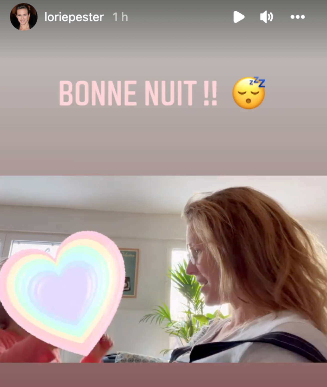 Lorie Pester Cette Vid o Craquante O Elle Apprend La Langue Des 