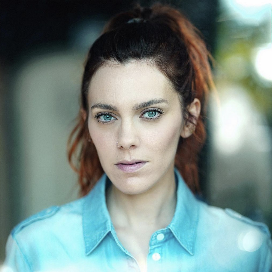 Allaitement : Anaïs Delva raconte ses difficultés | Parents.fr