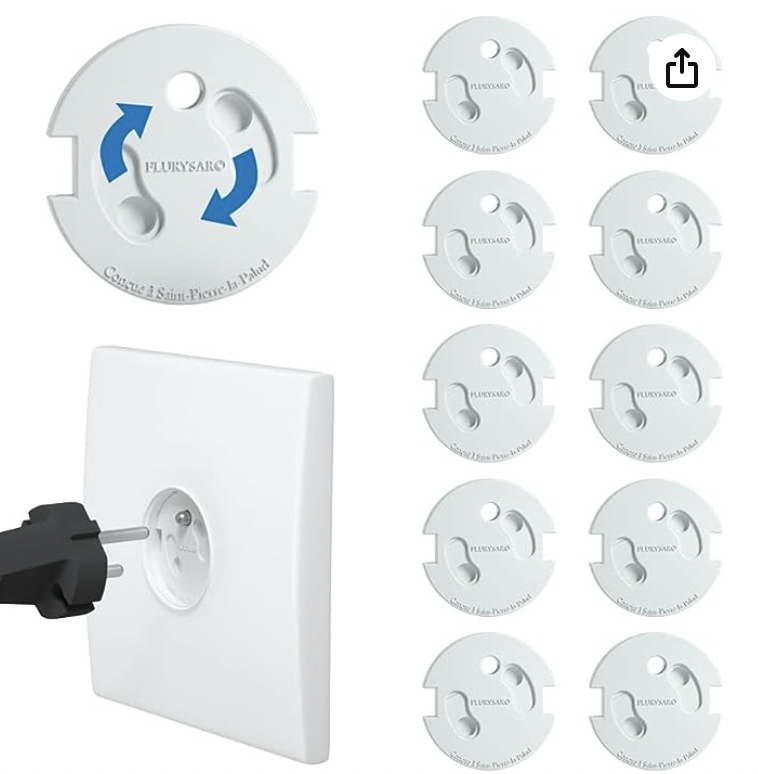 Bébé : comment sécuriser son appartement avec des cache-prises ...