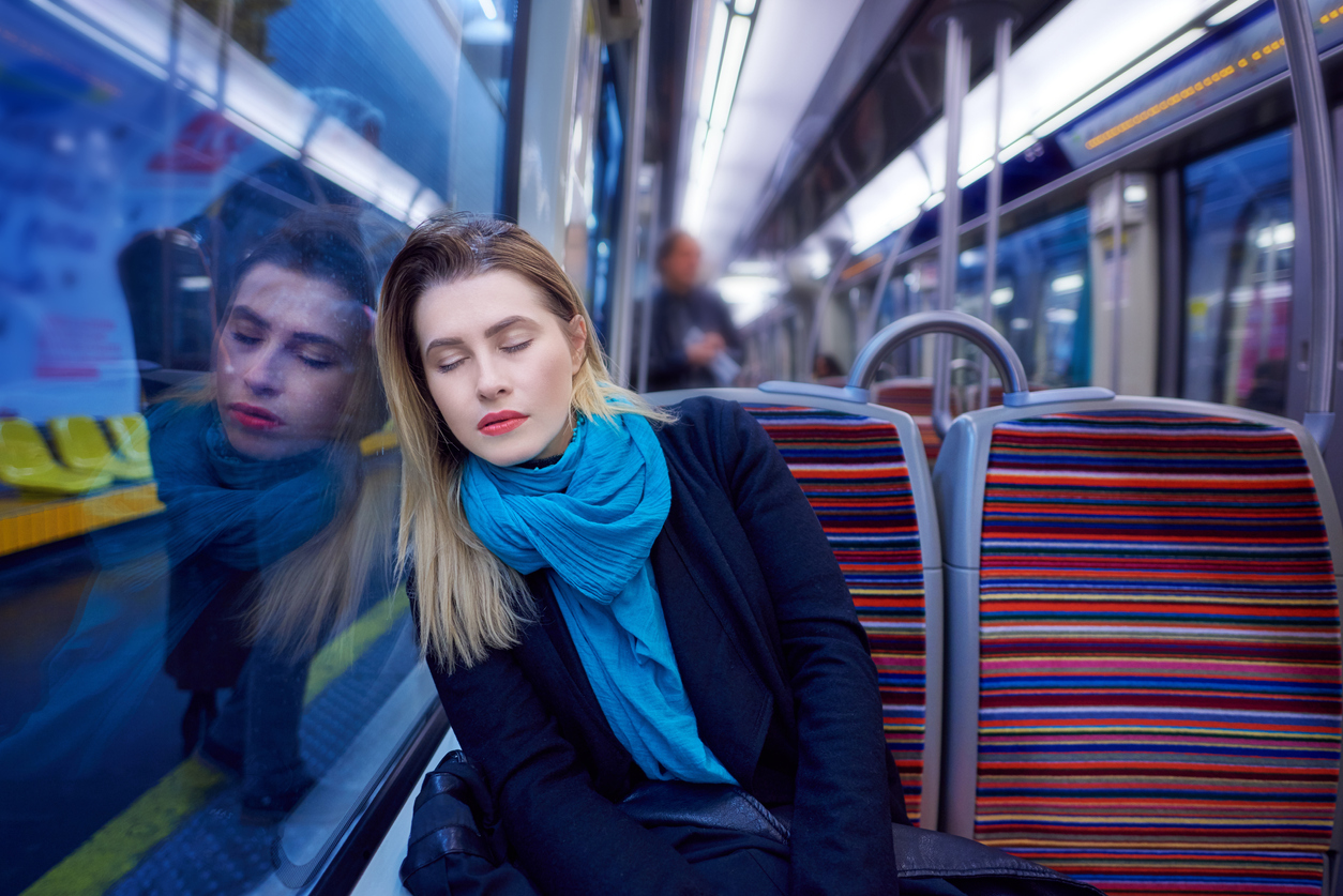 Sommeil : le junk sleep ou la mauvaise technique pour grappiller des ...
