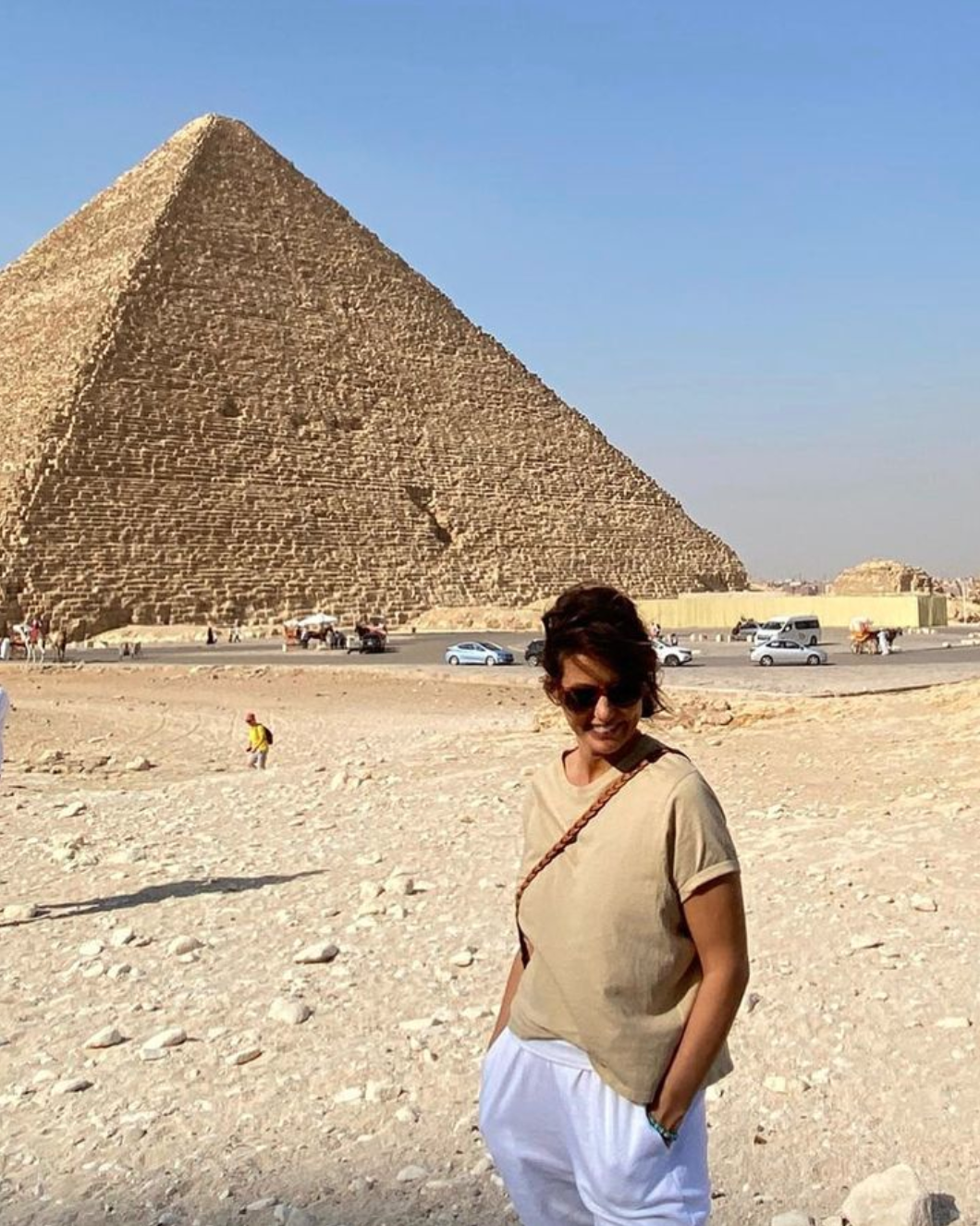 « J’ai été belle-mère aussi » : Faustine Bollaert se confie sur Youtube ...