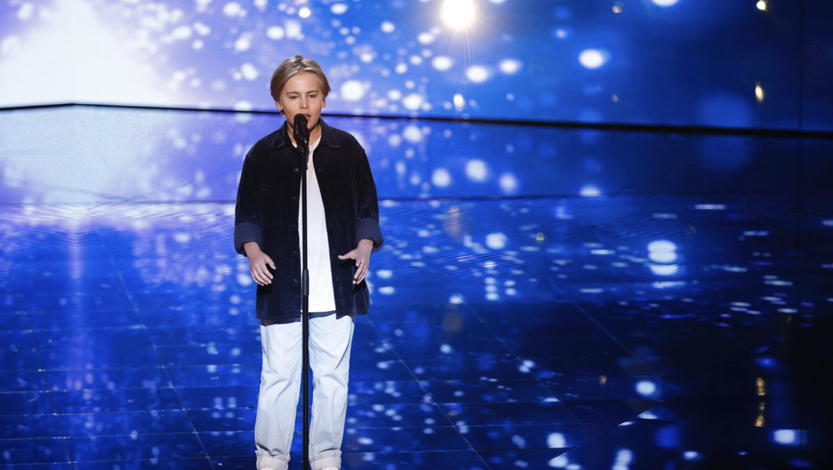 Iskandar : qui est ce jeune garçon qui a fait sensation dans The Voice ...