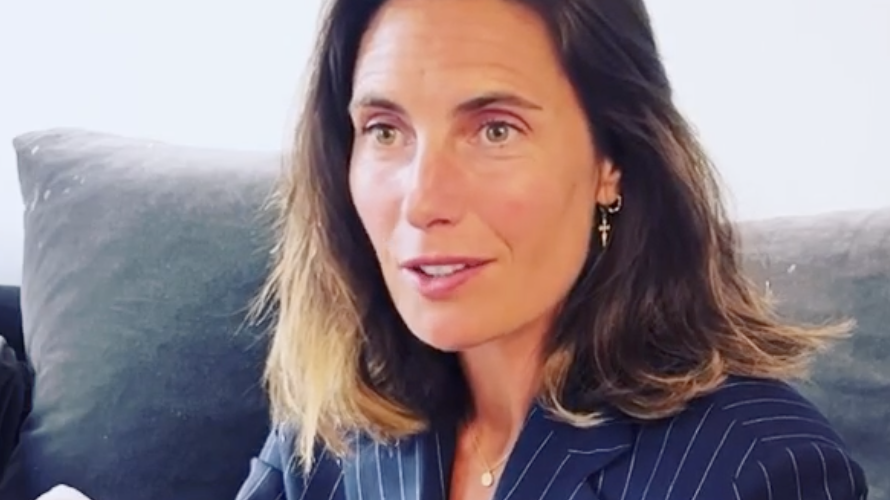 Alessandra Sublet accusée d’être « une mère indigne » : les internautes ...