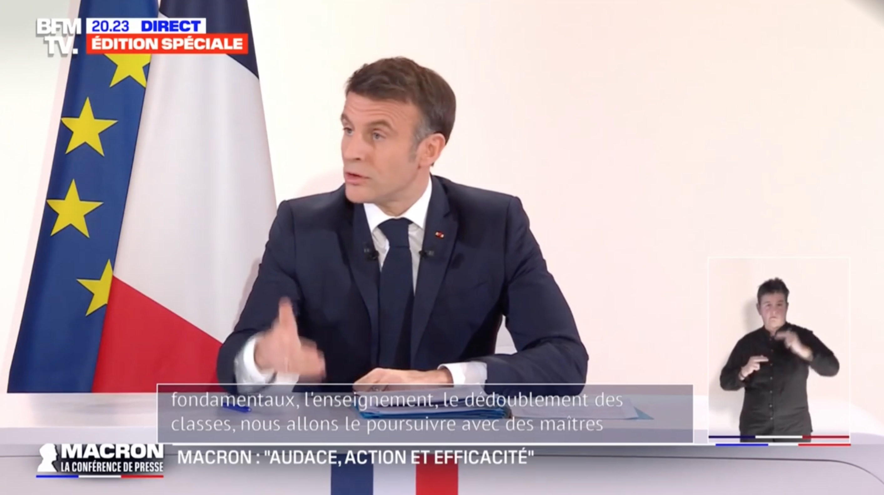 Théâtre, uniforme… qu'est ce qui se cache derrière le "réarmement ...