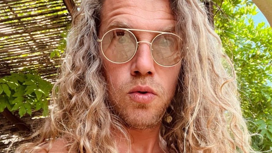 Julien Doré Dévoile La Façon Trop Mignonne Dont Son Fils La Convaincu