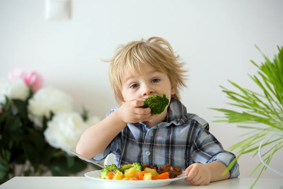 Voici une méthode simple et efficace pour que votre enfant mange ...