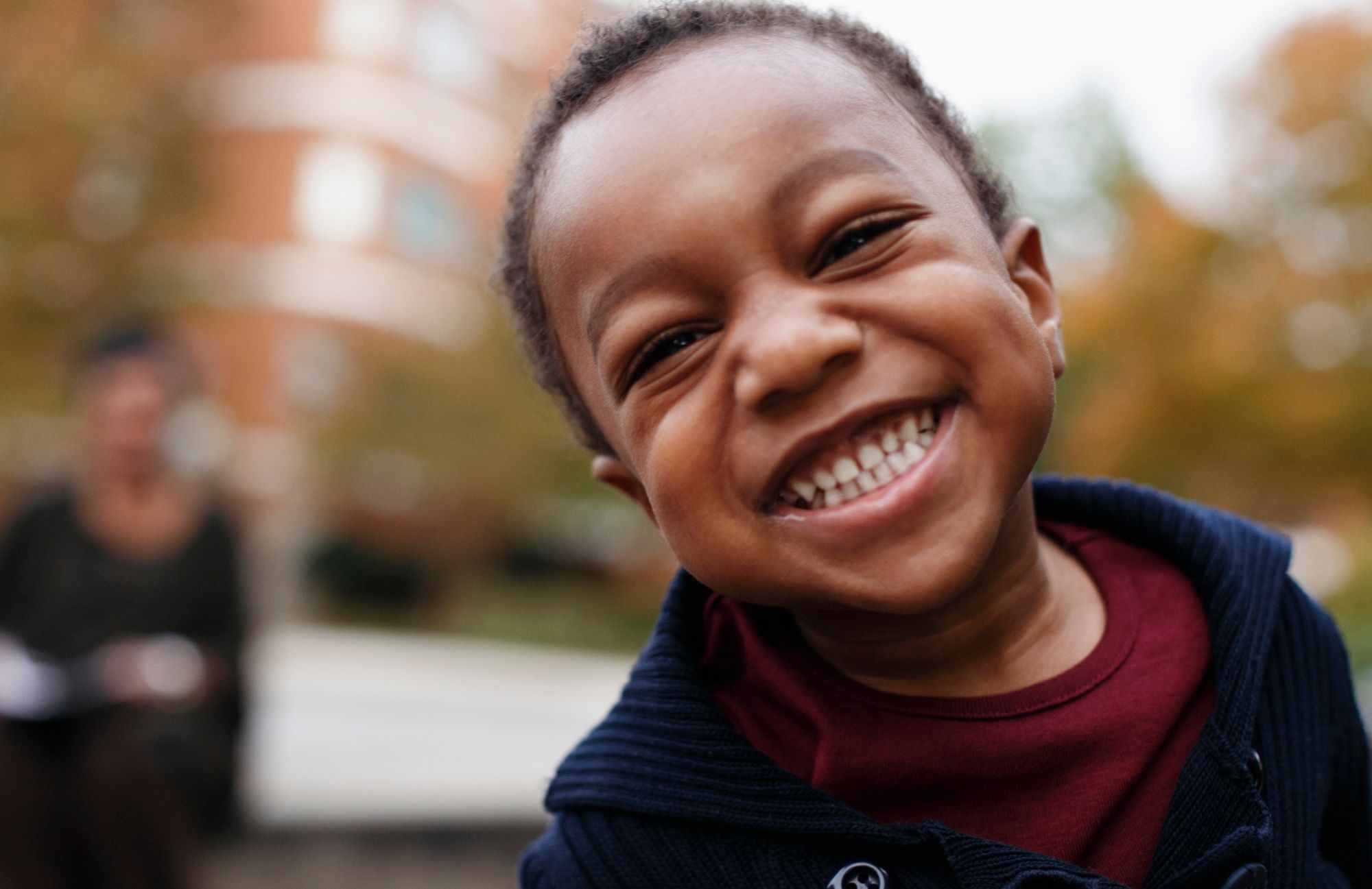 Mon enfant est-il heureux ? 3 signes pour savoir s'il nage dans le ...