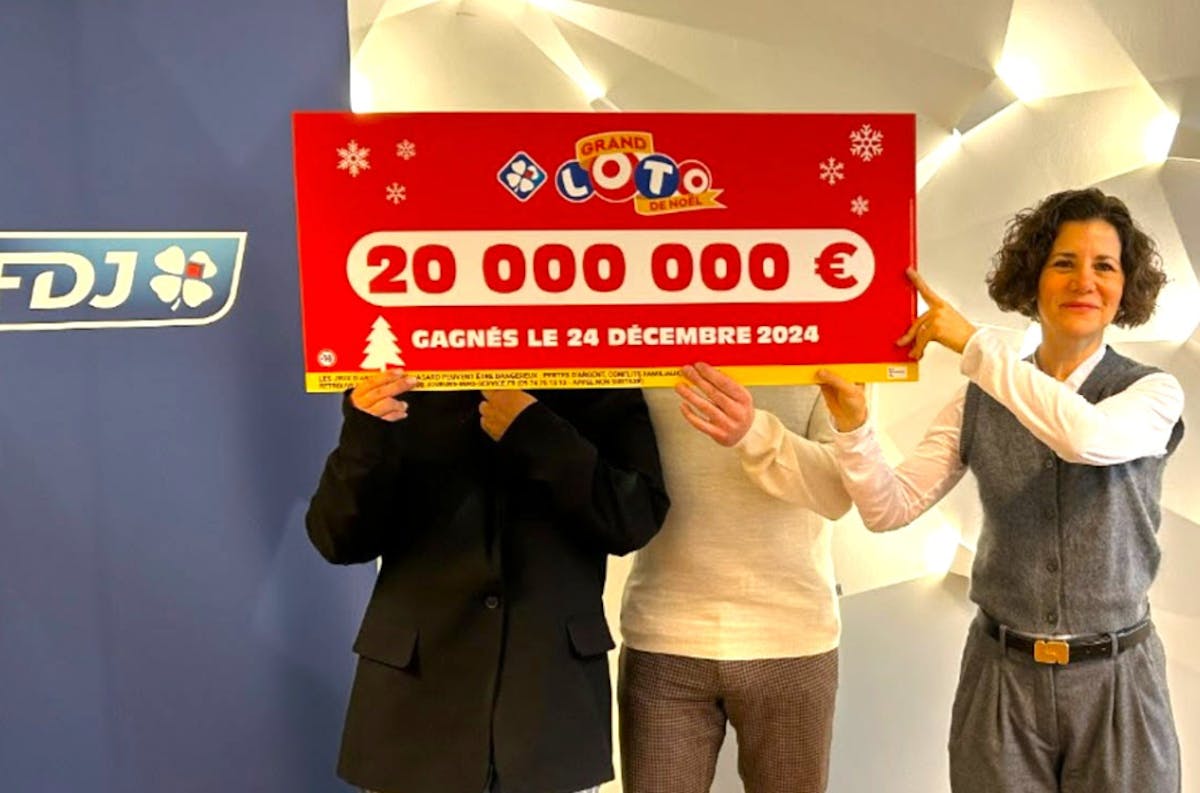 « Un Noël magique » : 20 ans après son père, une maman gagne 20 ...