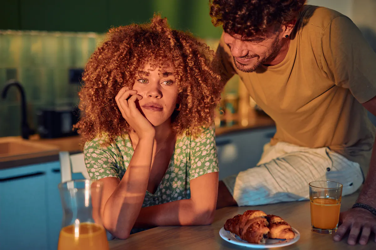 Ces 4 phrases sont à proscrire dans votre couple : elles vous mènent ...