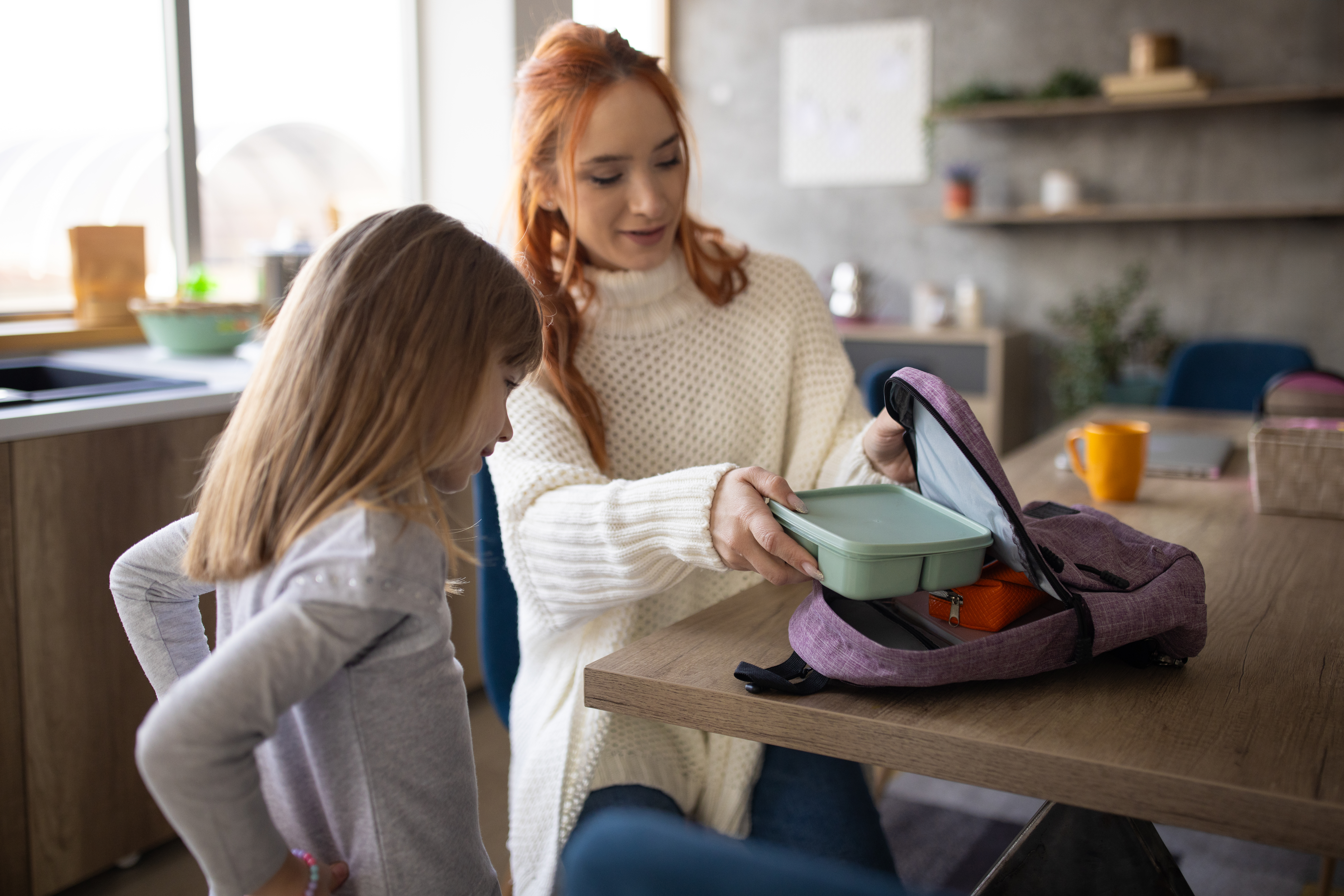 Une baby-sitter licenciée pour avoir commandé de la nourriture | Parents.fr