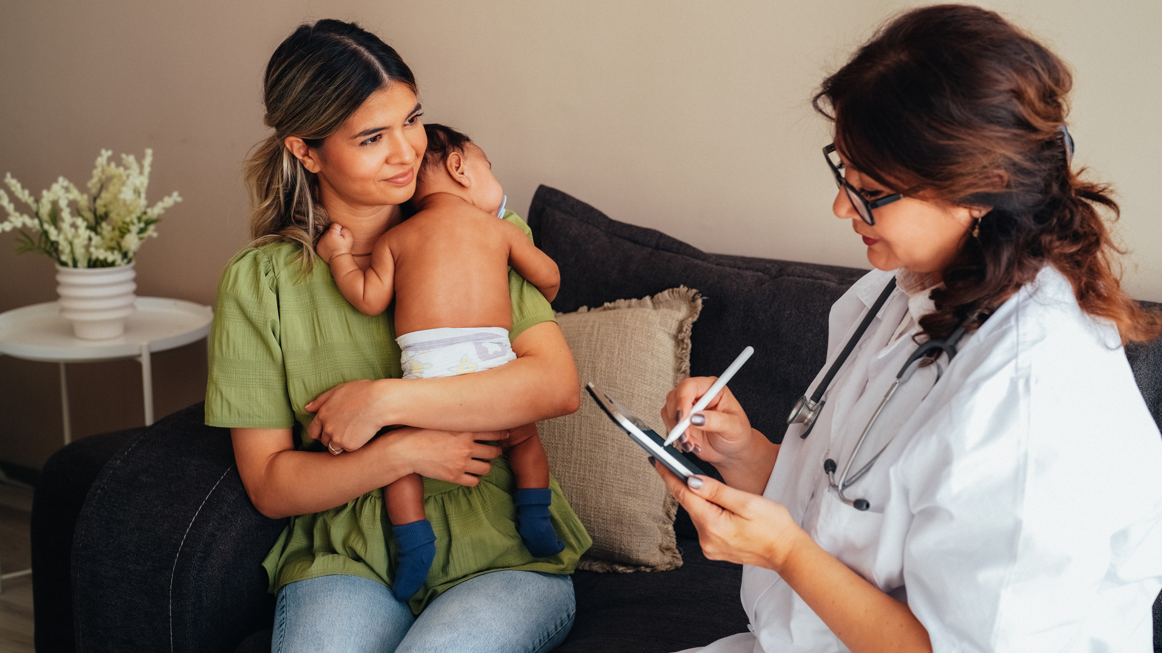 Dépression post-partum : l’entretien postnatal, un soutien crucial ...