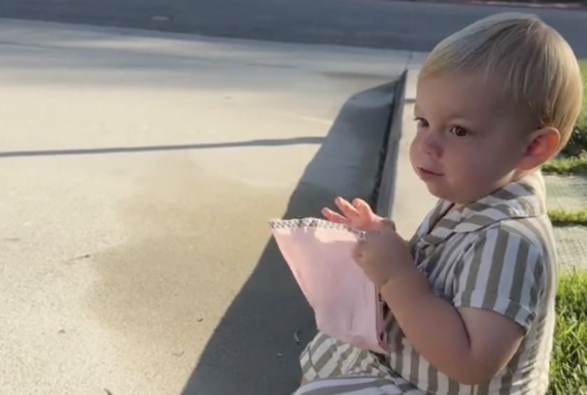 « Coop on a Stoop » : ce papa et son fils deviennent un phénomène ...