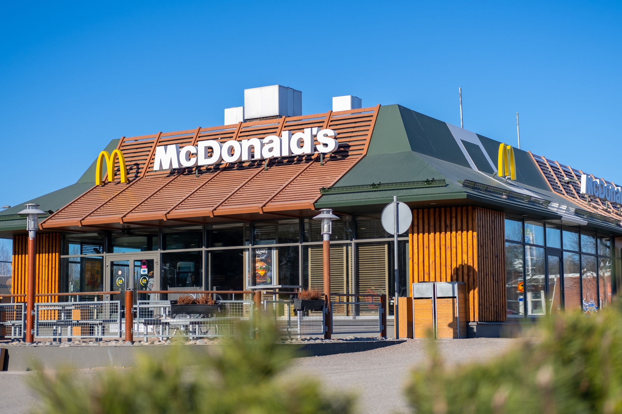 « Ma fille a failli mourir » : après avoir mangé un burger chez ...